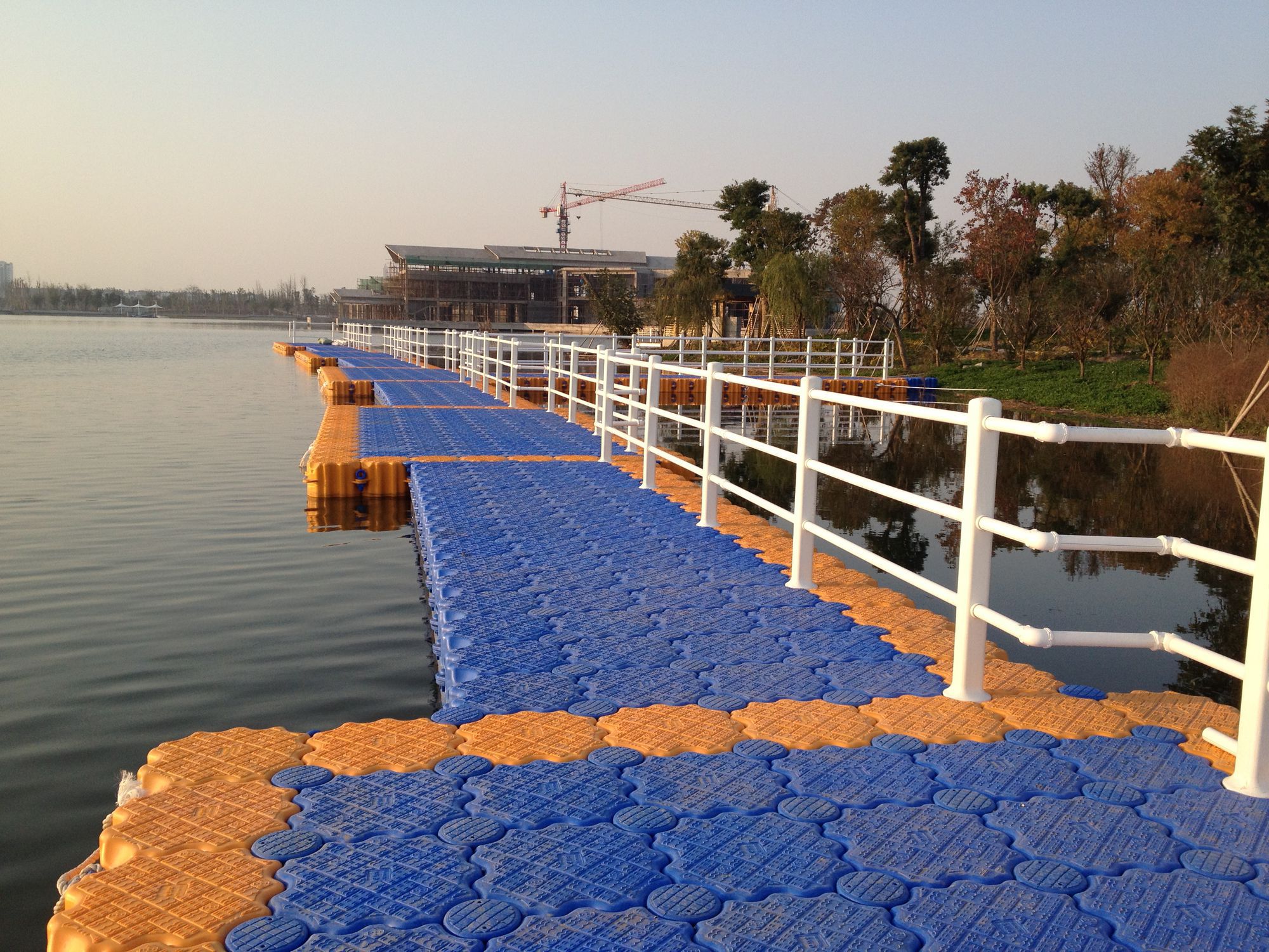Pantalán flotante - Shanghai Qihua Waterborne Engineering Construction ...