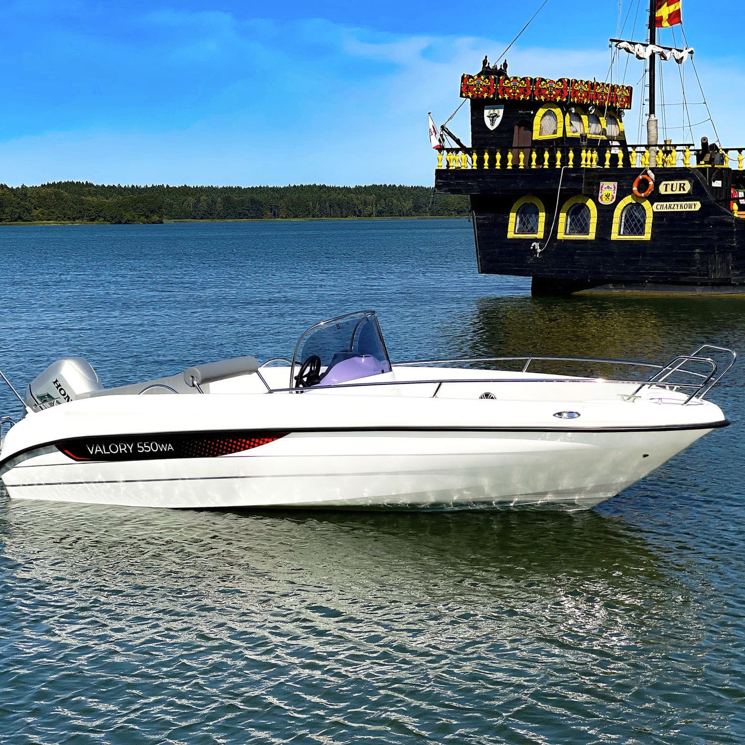 Barco open fueraborda - V550 - Boatbuilding Motor Yacht Sp. Z o.o ...