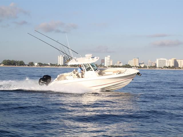 Barco open fueraborda - 280 OUTRAGE - Boston Whaler - bimotor / con consola central / open