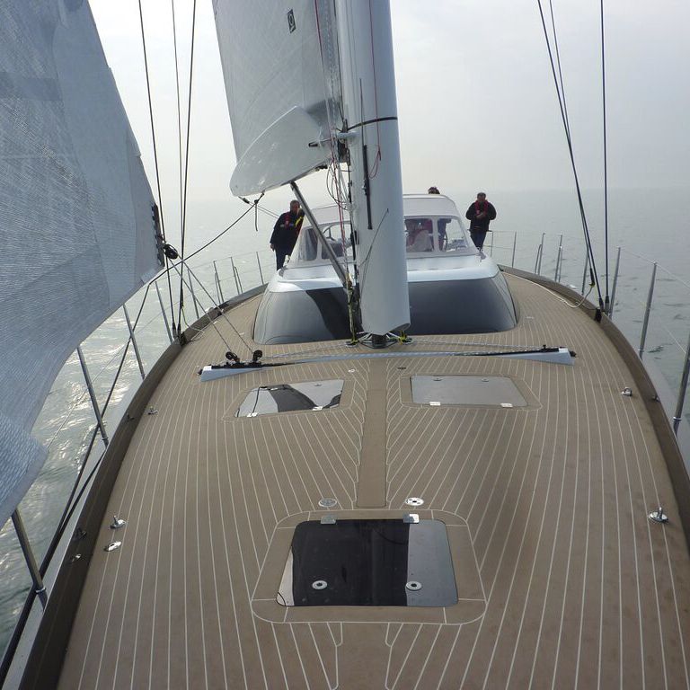 Botavara para velero - Veelux - Southern Spars - en V / de carbono