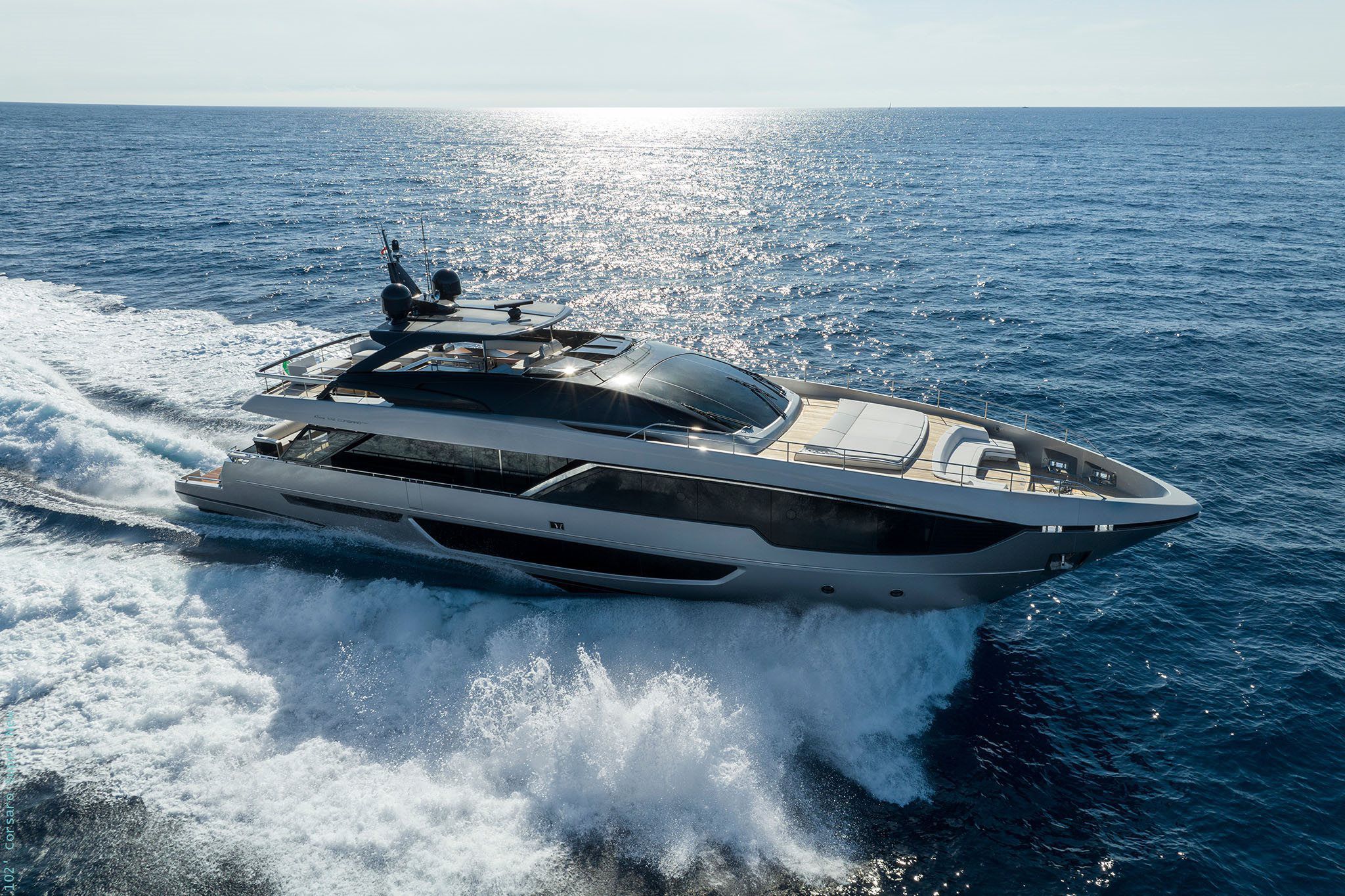 Yate a motor de crucero - 102' CORSARO SUPER - Riva - con fly / con 5 ...