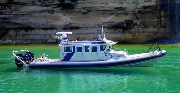 Barco profesional barco de vigilancia - SAFE 38 - Safe Boats ...