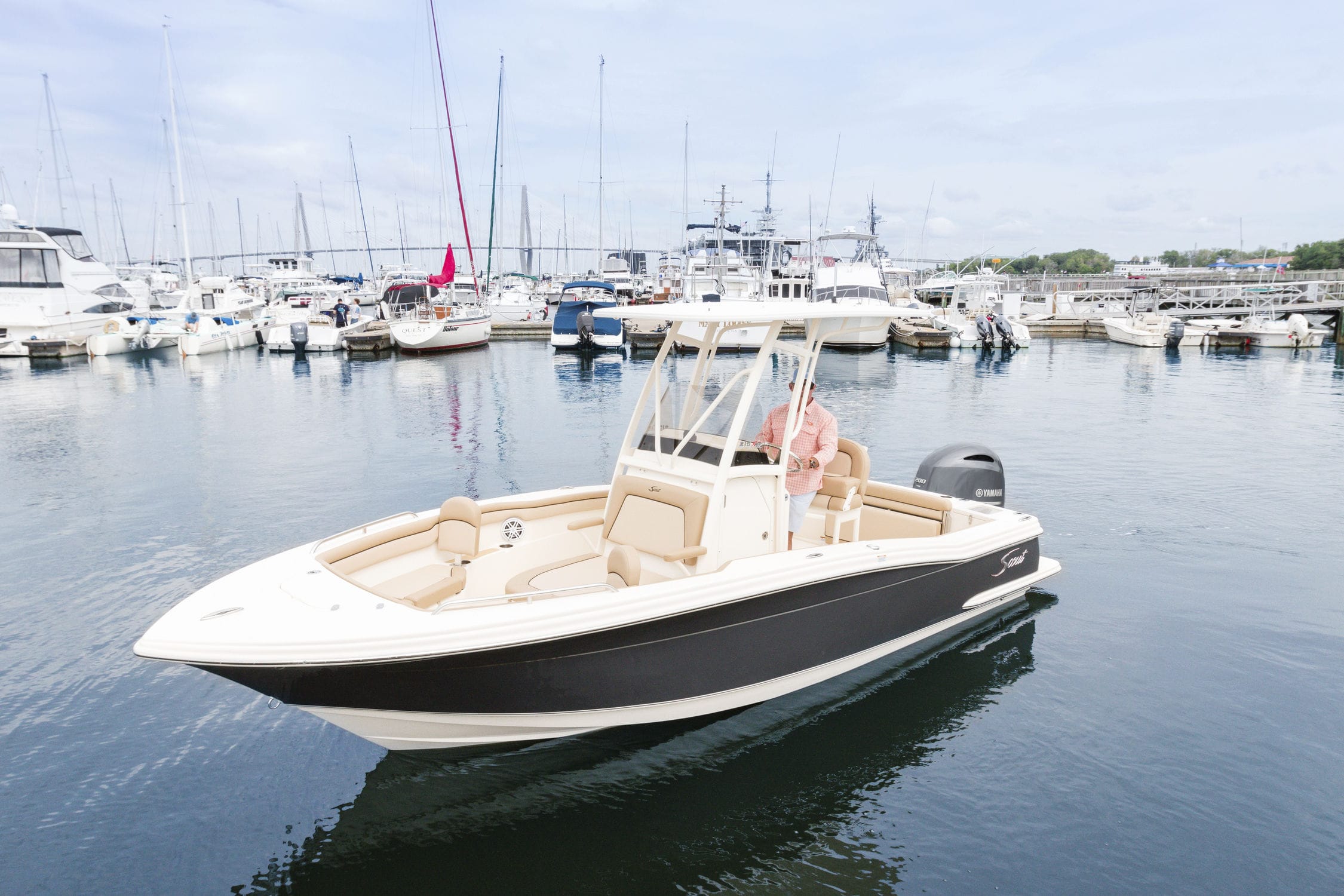 Barco open fueraborda - 215 XSF - Scout Boats - gasolina / casco de ...