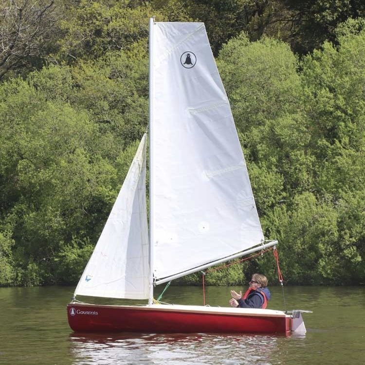 Barco de vela ligera individual - LE GAVRINIS - Plasmor - de recreo ...