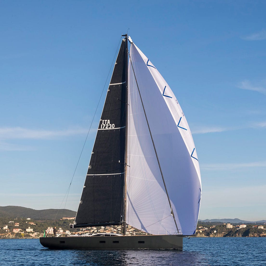 Mástil de velero - Cruise - Hall Spars & rigging - de carbono