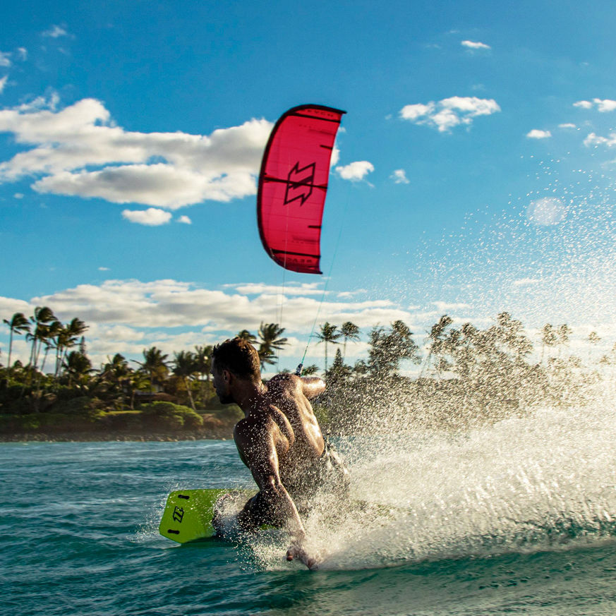Cometa kitesurf C-shape - REACH - North Kites - de freeride / rápida ...