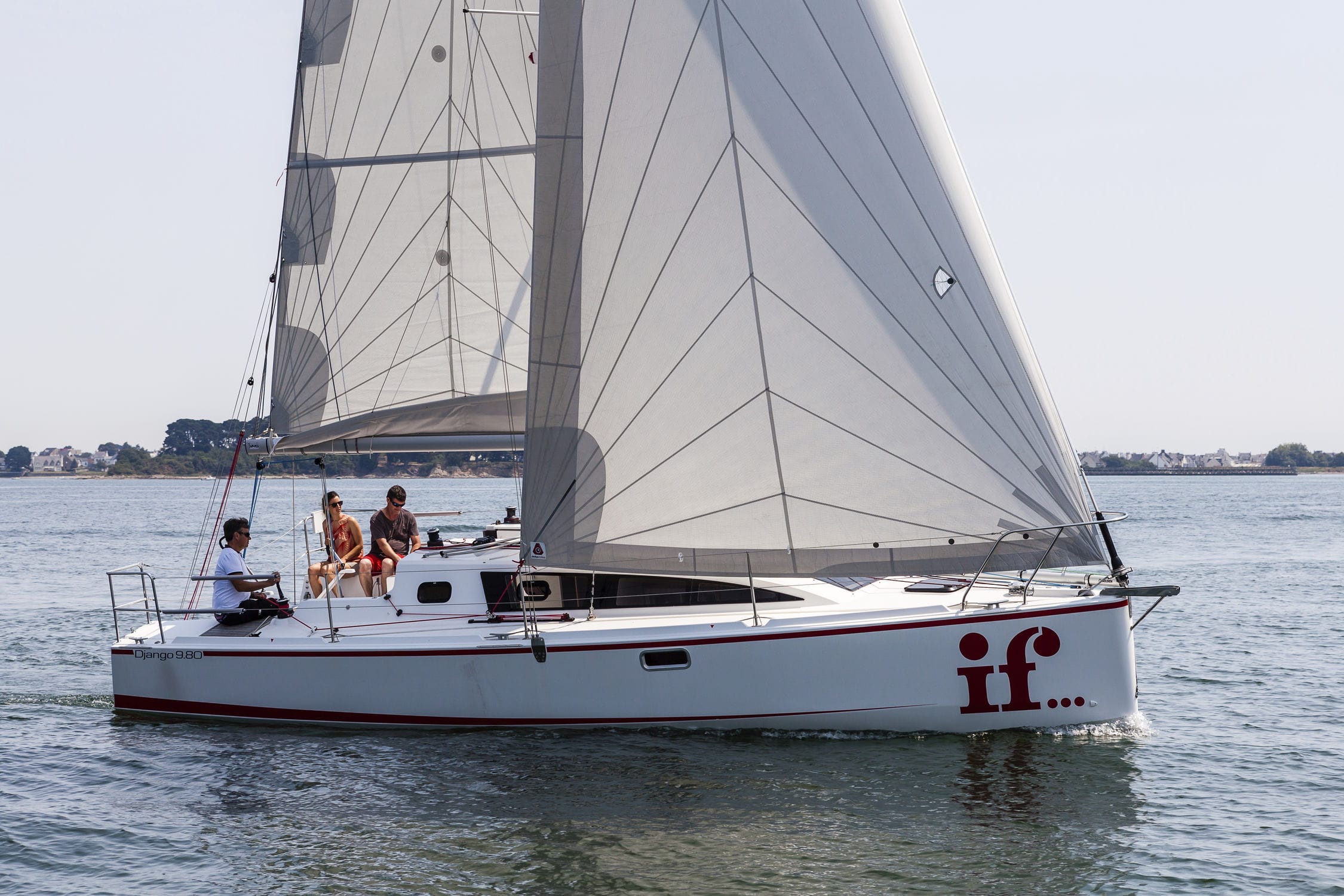 Velero de regata y crucero - DJANGO 9.80 - Marée Haute - con popa ...