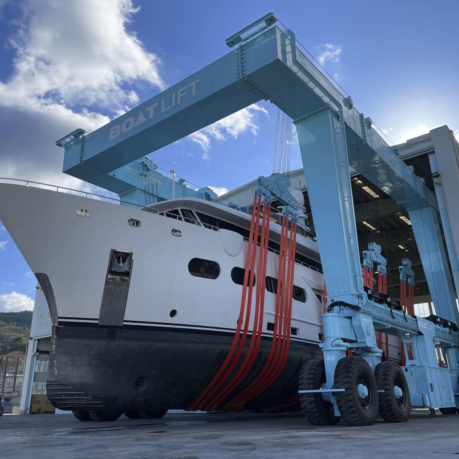 Travel lift controlado a distancia - BL720 TL-90°DSC - BOAT LIFT - con ...