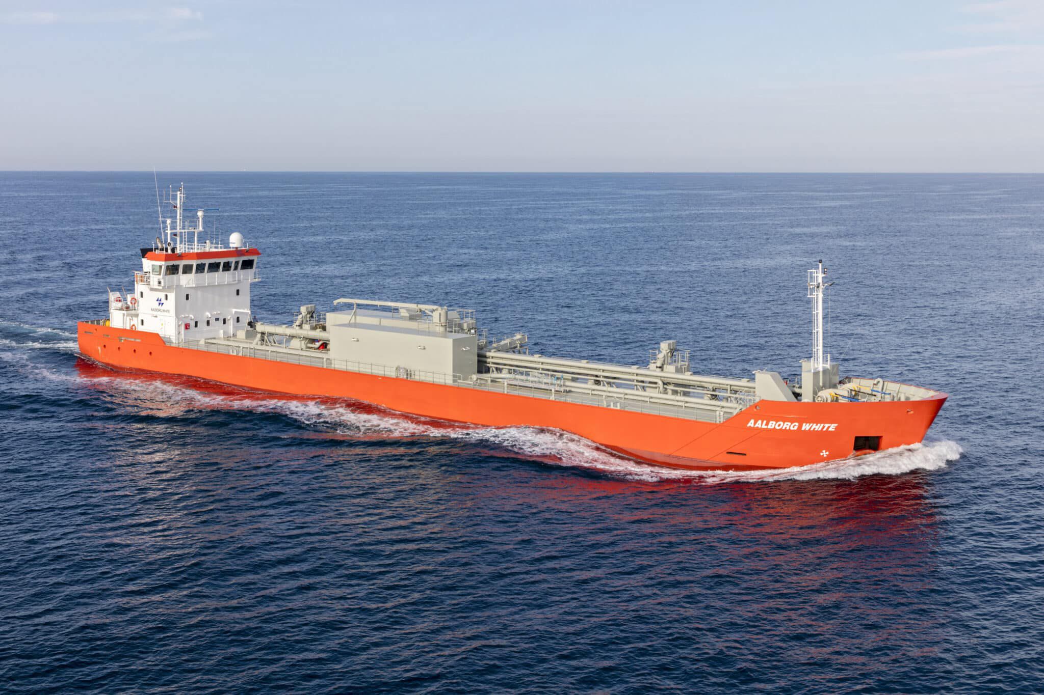 Buque de carga cementero - Aalborg White - Royal Bodewes