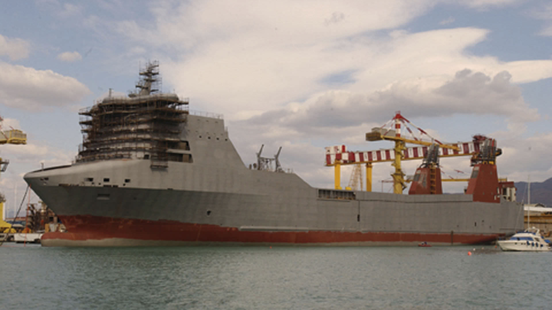 Buque de carga Ro-Ro - ARONTE - Nuovi Cantieri Apuania - costero