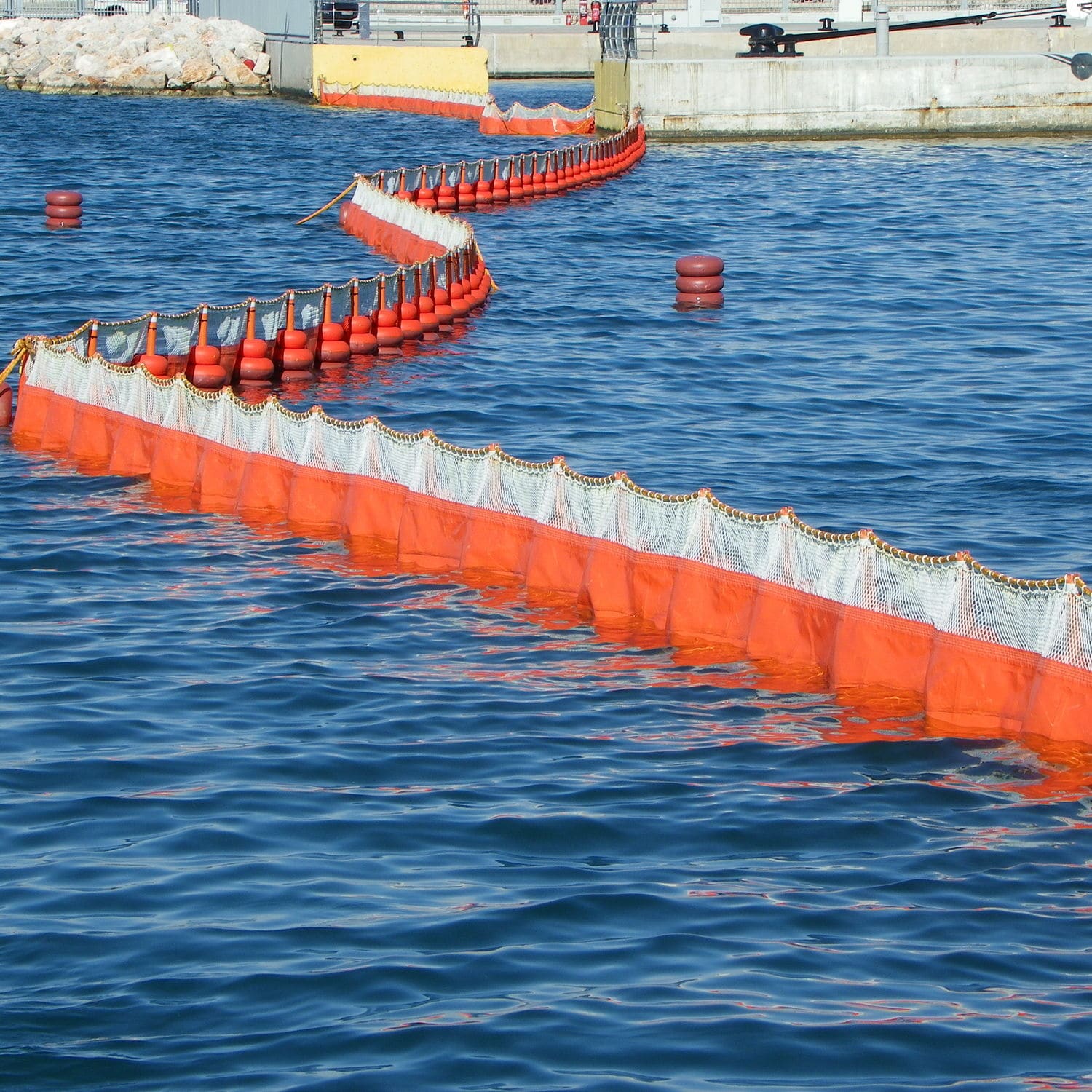 Barrera de contención - Okean-NetBoom - Okeanis - Floating Booms ...