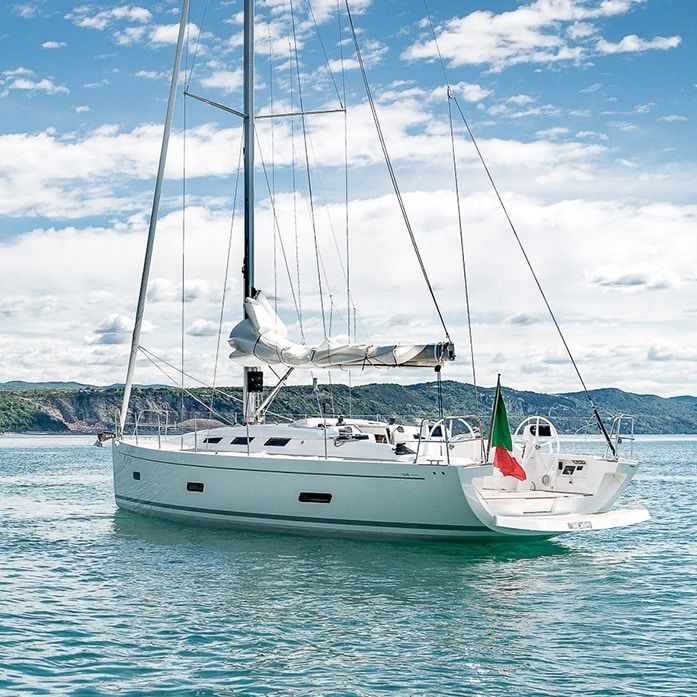 Velero de regata y crucero - 12.98 - Italia Yachts - con 3 camarotes ...