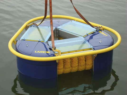 Skimmer de hidrocarburos de rebosadero - LMS 50/70 - LAMOR - de cepillos múltiples / de disco