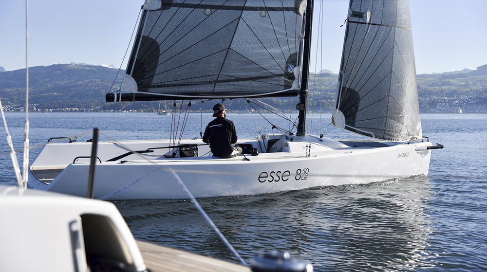 Velero day-sailer - 850 LE - Esse Boats - velero de quilla deportivo ...