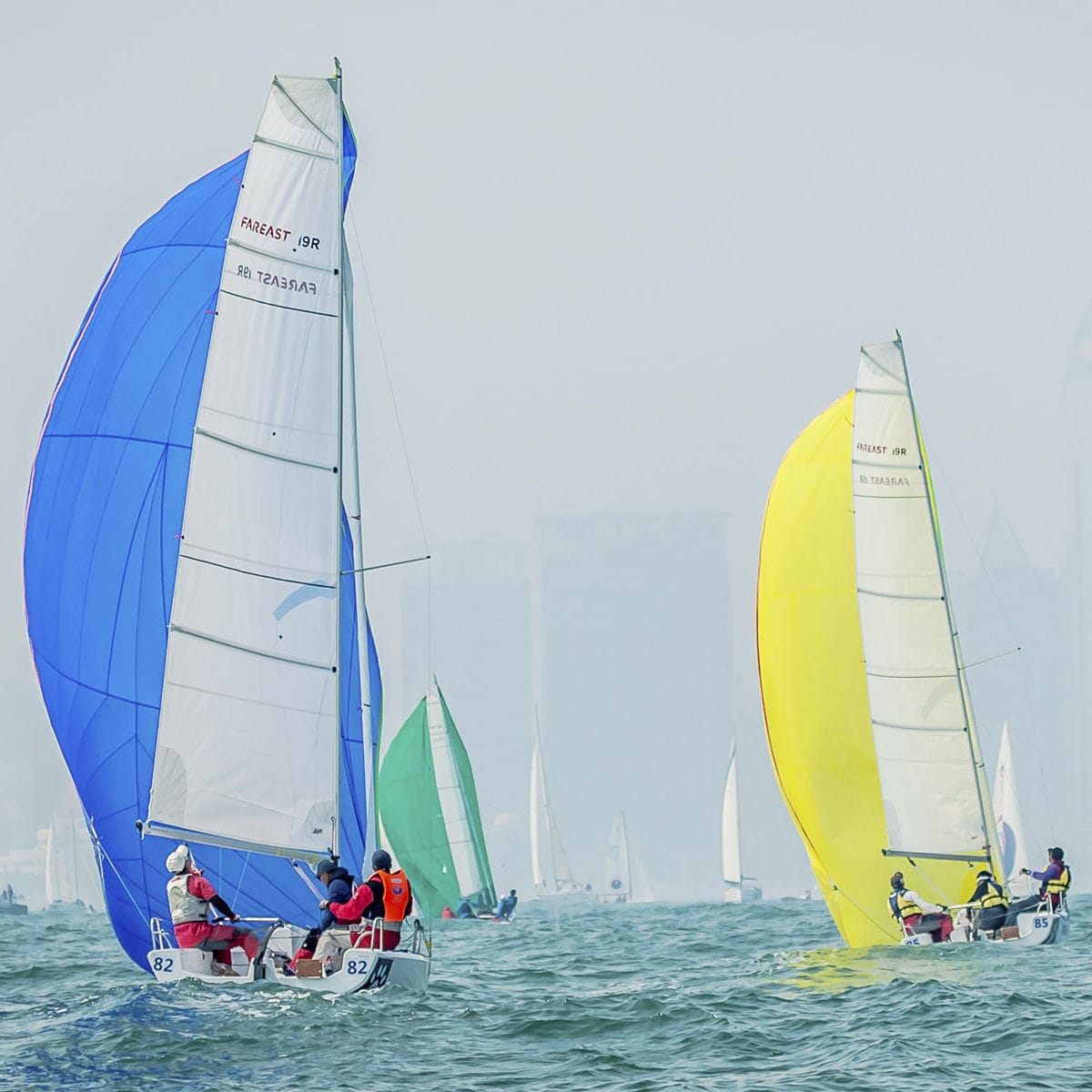 Velero de quilla deportivo - 19R - Fareast Boats - de regata / con bauprés
