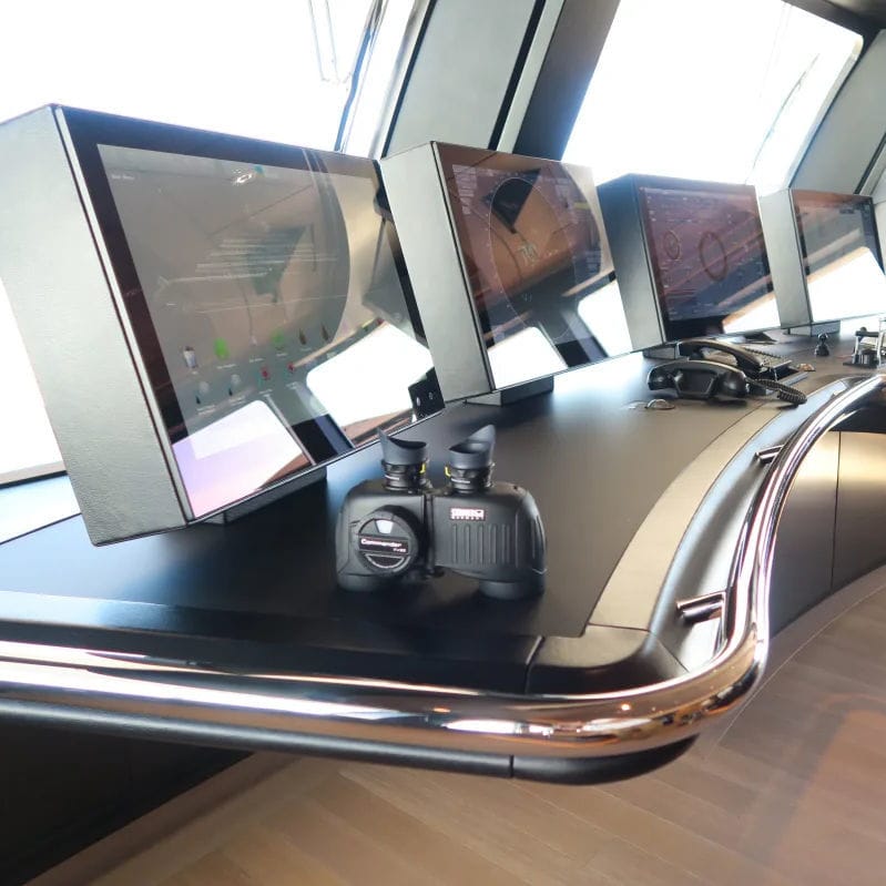 Integrated Bridge System para yate - RH Marine B.V.