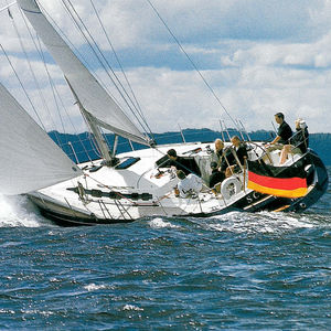 Velero de regata y crucero - IMX 38 - X-Yachts - con center cockpit ...