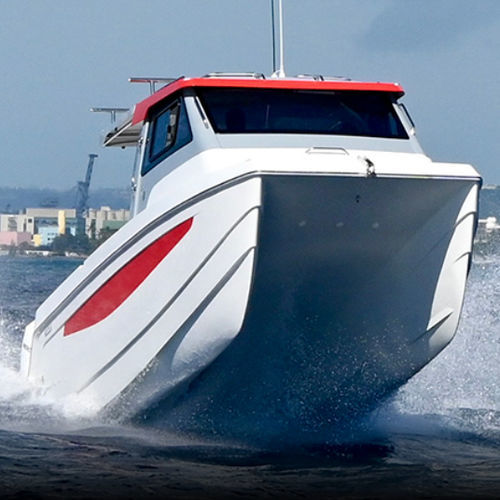 Barco open catamarán - 28 Molokai Cuddy - AQUILA POWER CATAMARANS ...